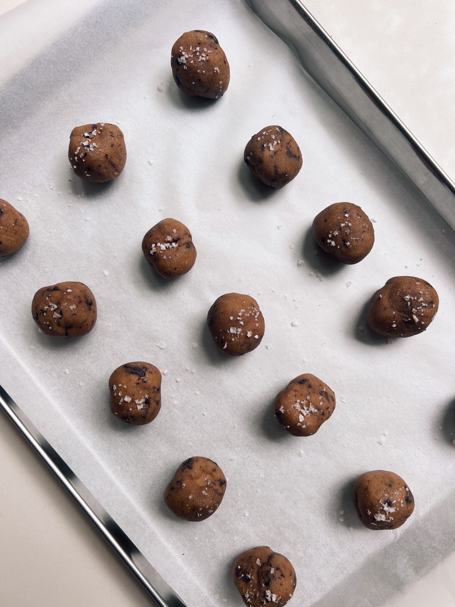 Classic Salted Choc Chunk Cookies - Olivia Kaplan | Healthy Recipes
